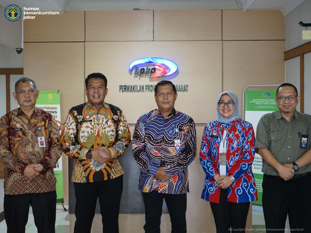 Sinergitas Dalam Upaya Pembangunan WBBM: Kanwil Kemenkumham Jabar ...