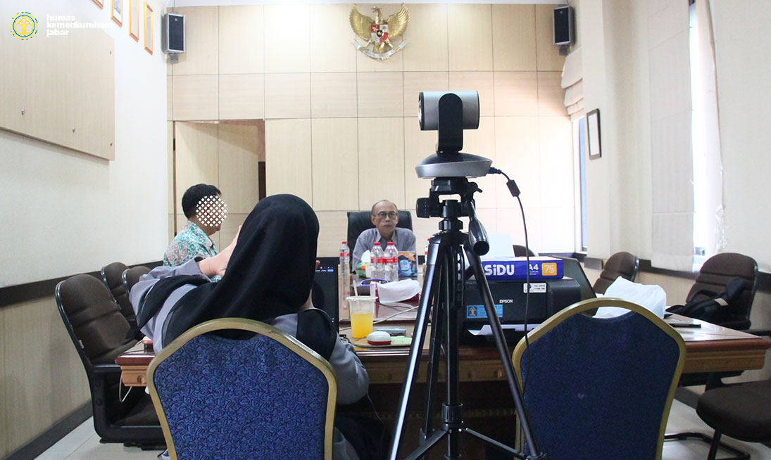 Kanwil Kemenkumham Jabar Laksanakan Sidang Pemeriksaan MKNW Terhadap 8 Orang Notaris