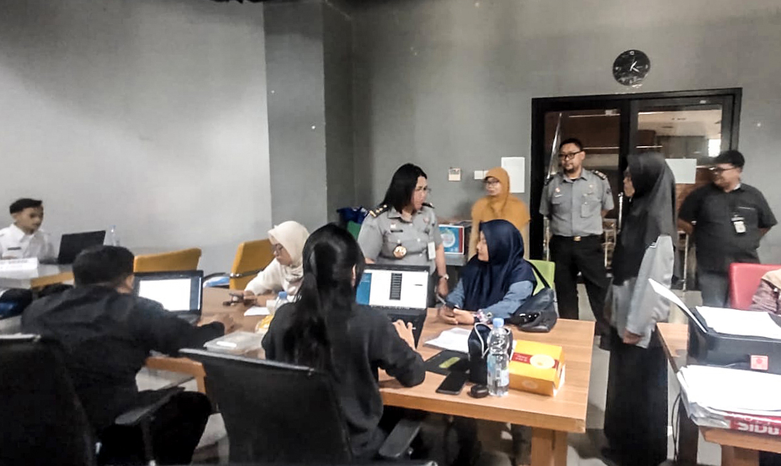 Pendampingan Fasilitasi Penelurusan Merek Pelaku Ekonomi Kreatif Pada Disbudpar Kota Bandung ...