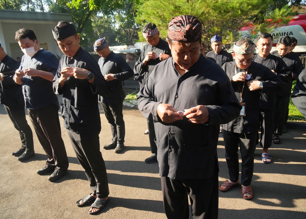 Pencanangan ASN BerAKHLAK: Wujud Nyata Transformasi Budaya Kerja di Kemenkum Jabar